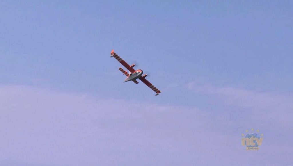 Conditions favourable for battling Kingston fire, while Martin Lake ...