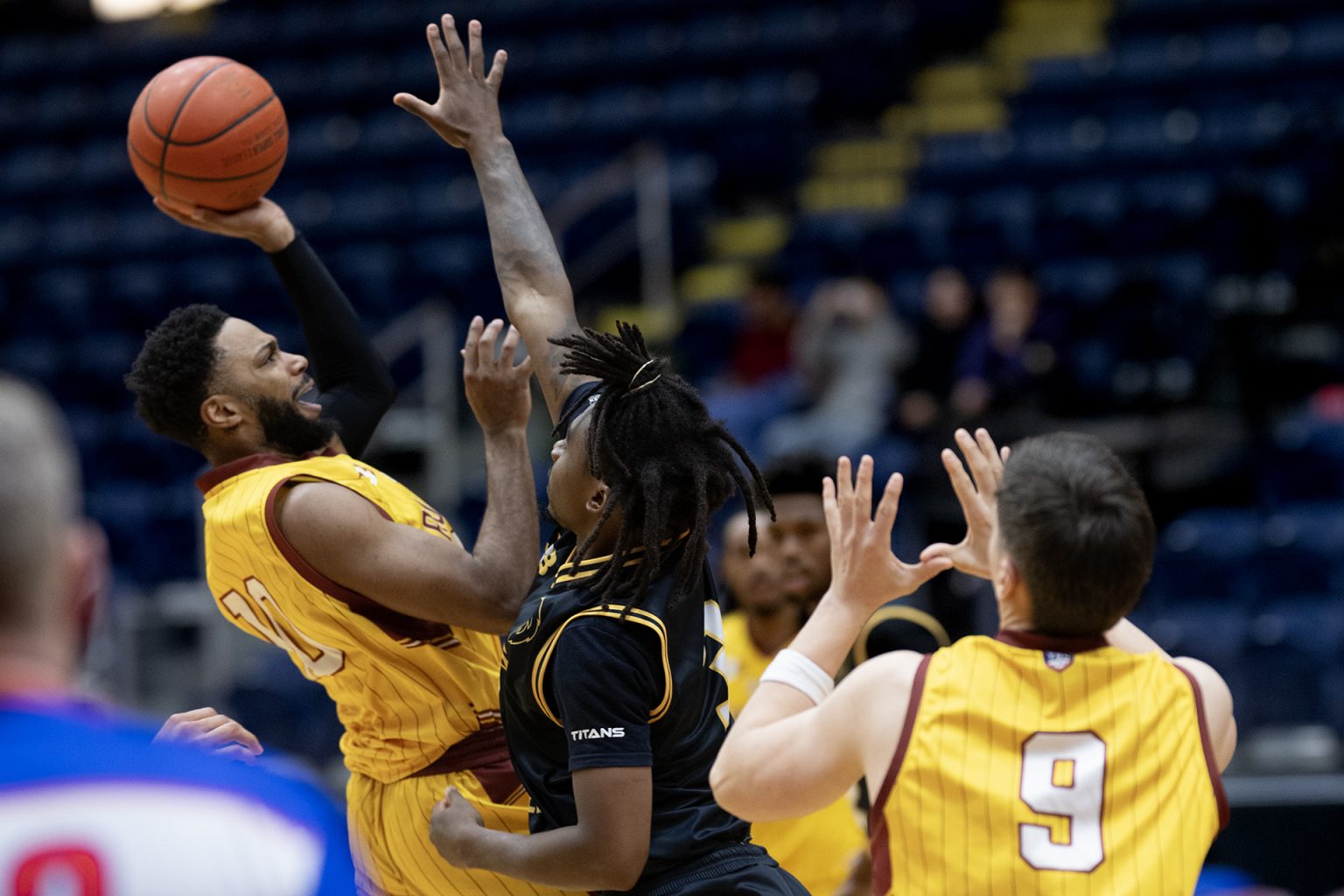 Rogues winning streak snapped by Sentinels - NTV: Newfoundland and ...