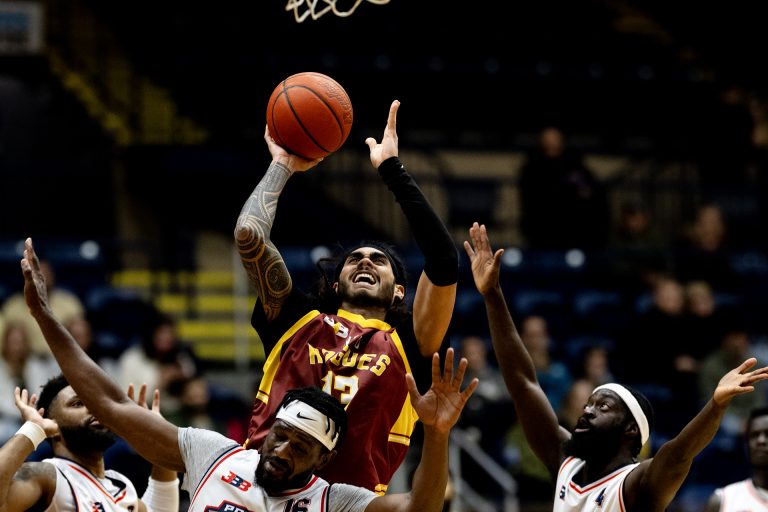 Rogues defeat Hoopers 110-103 in St. John’s - NTV: Newfoundland and ...
